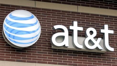חברת AT&T: האקרים גנבו מידע של "כמעט כל" הלקוחות | כלכליסט