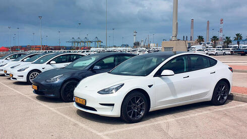 Tesla recalling 2 million US vehicles over Autopilot safeguards | Ctech